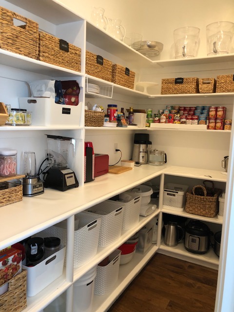 Gallery – HELP ME ORGANIZE